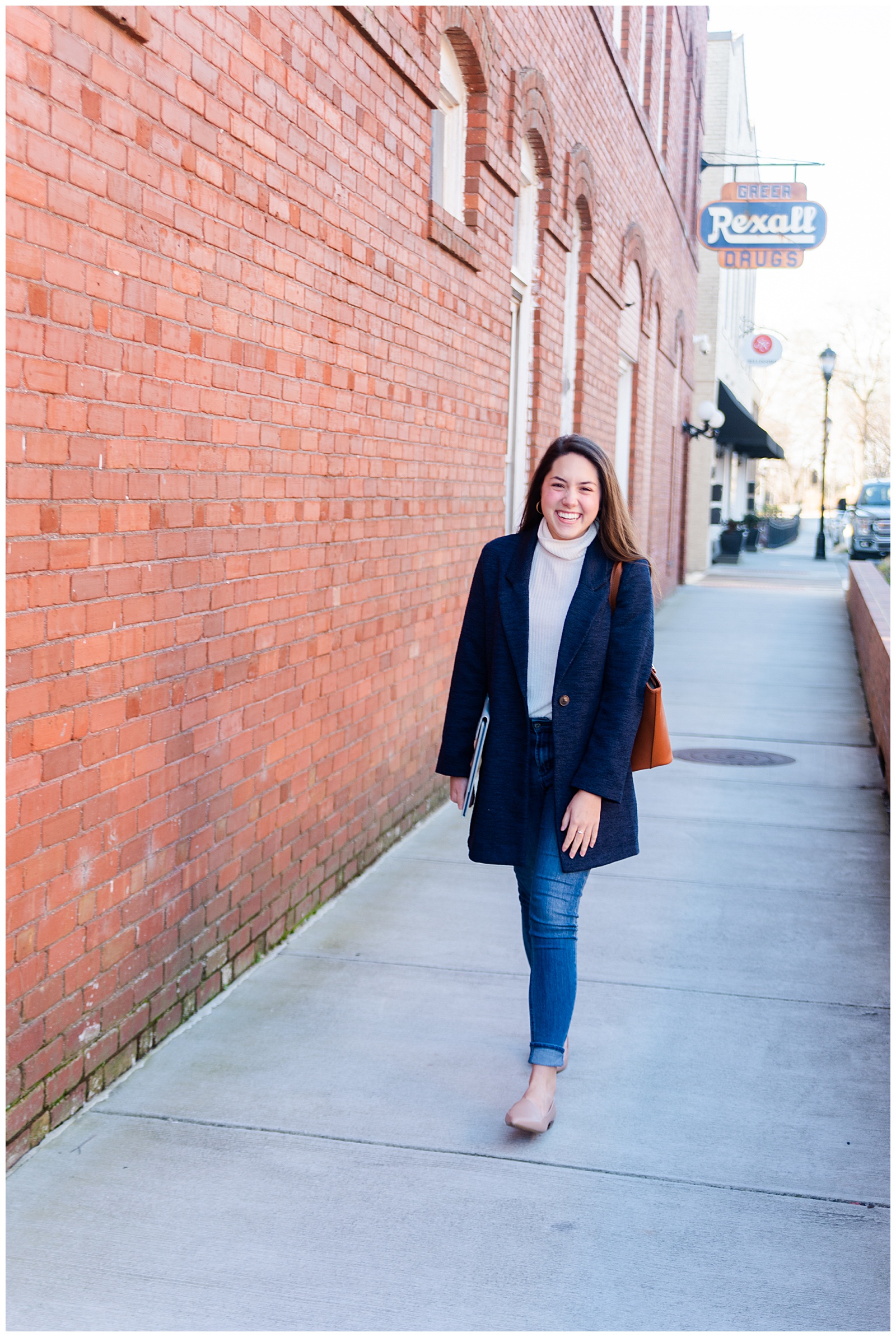 Downtown Greer Headshots - stephanieandchristi.com