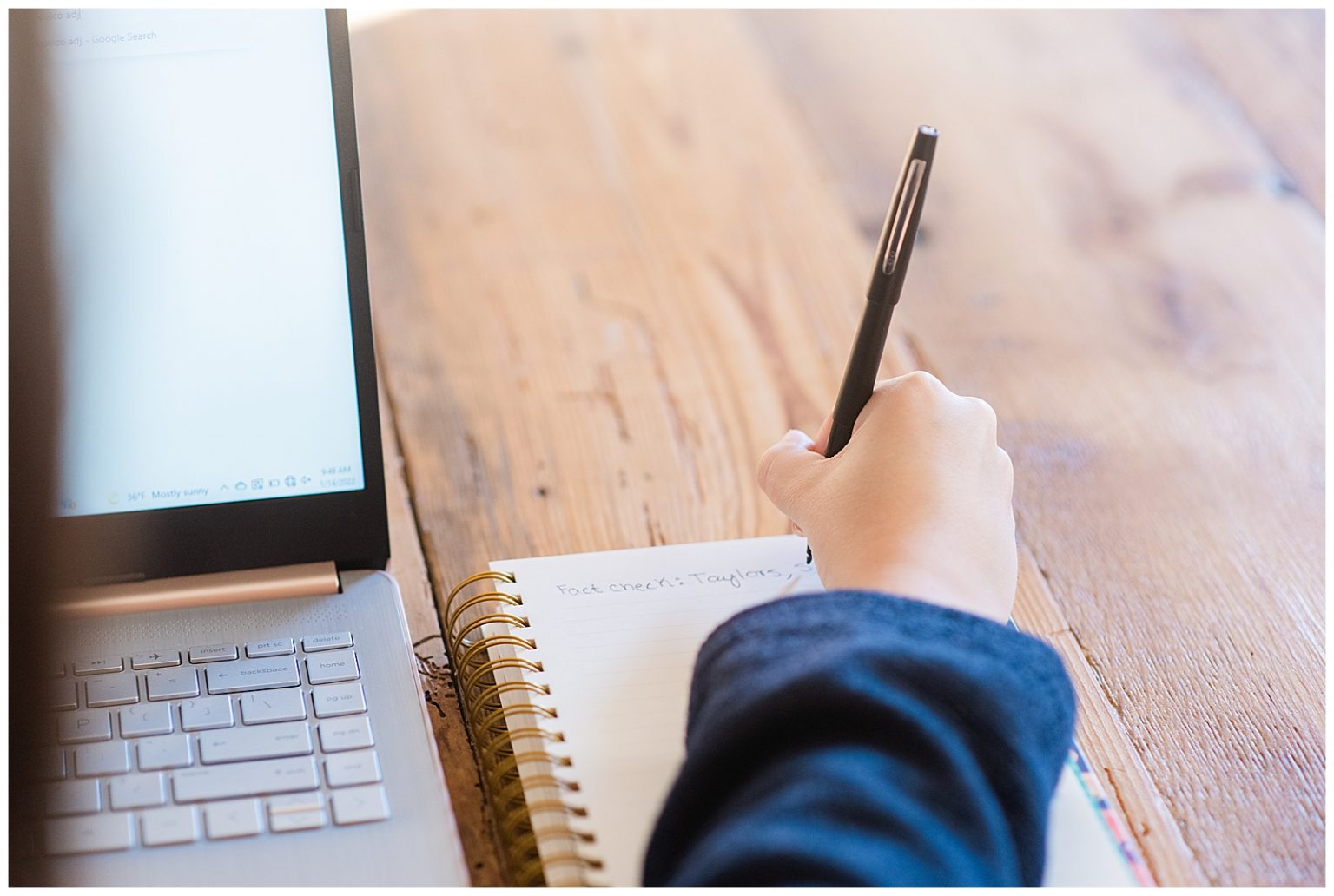 Downtown Greer Headshots - stephanieandchristi.com